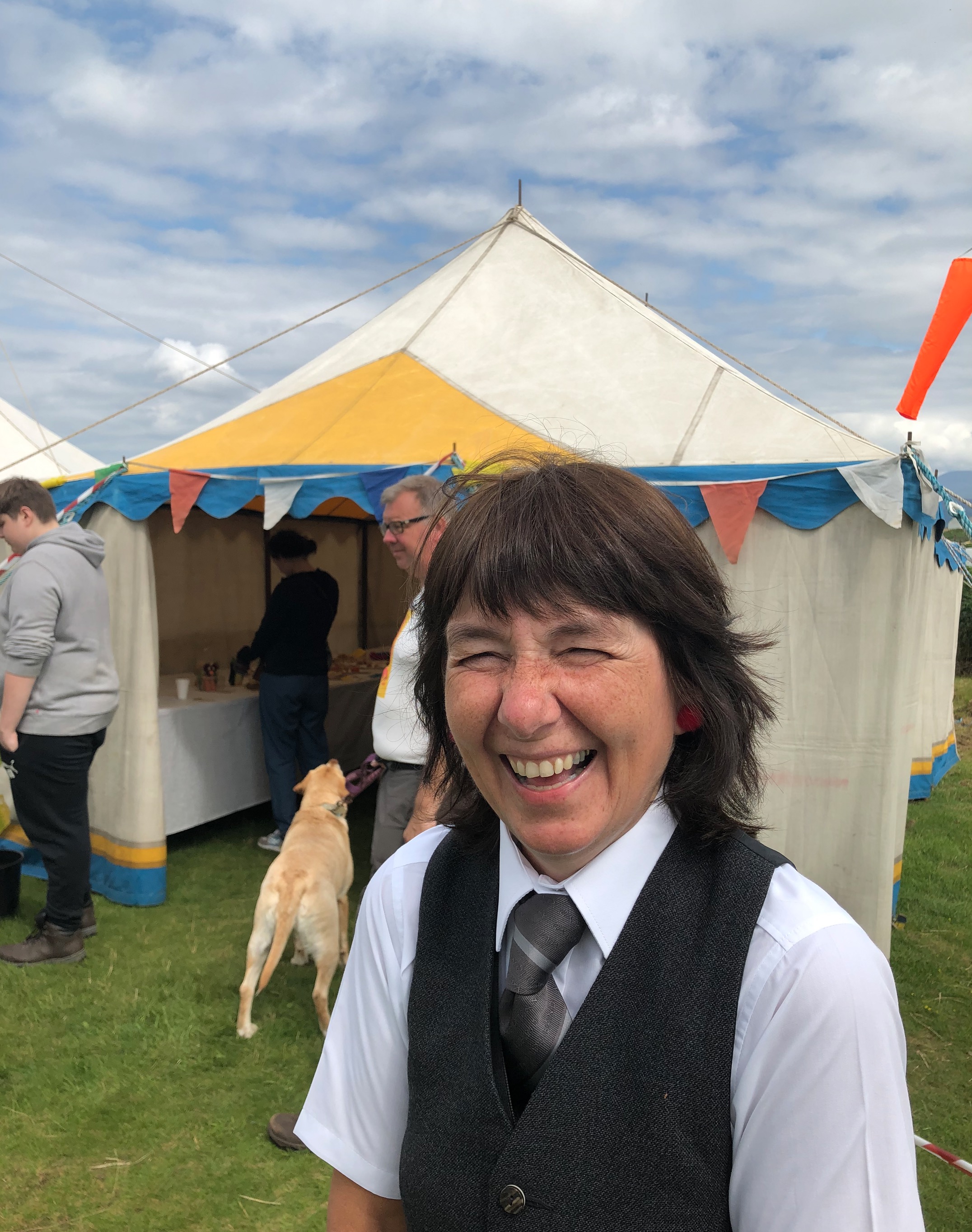 Jane Brunton – What We Do In The Winter